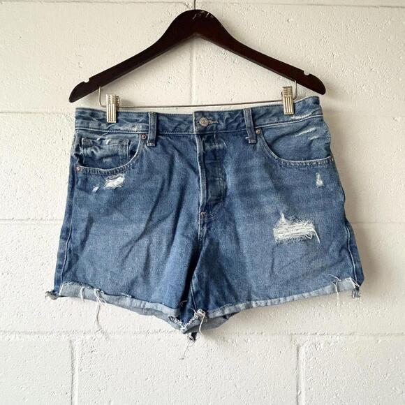 Express | Shorts | Express Boyfriend Midi Mid Rise Distressed Buttonfly ...